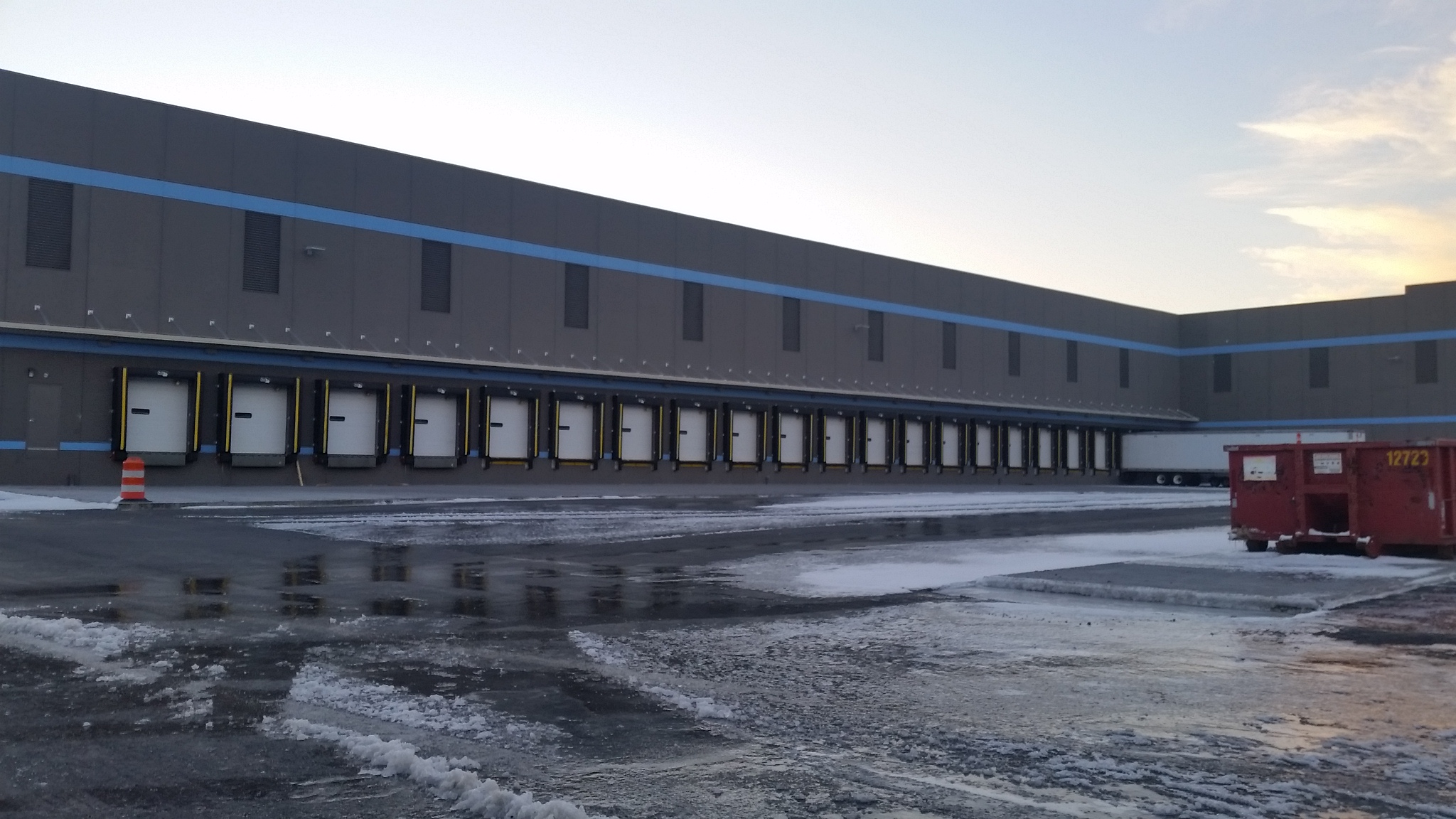 FedEX Robbinsville, NJ - 02102017 - Starting to look like FEDEX ...